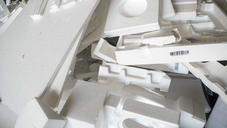 Verschil tussen EPS, EPP en EPE piepschuim - Recycling.nl